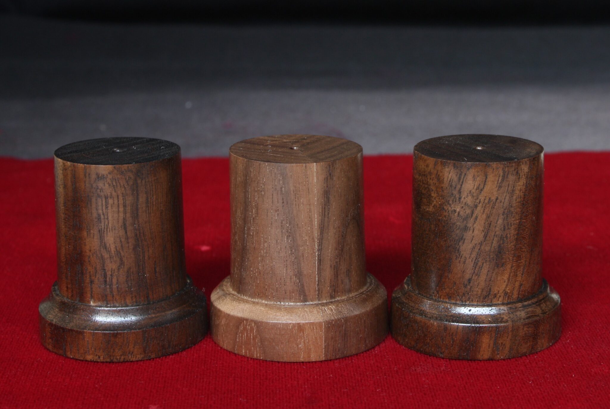 3-Wood Bases Mahogany Round Small BA35 – United Empire Miniatures